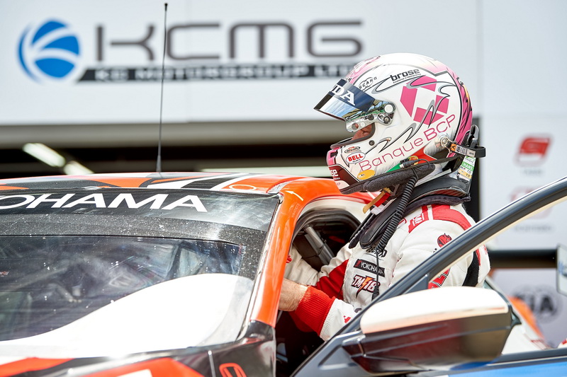 Tiago Monteiro com final de época alucinante na Malásia